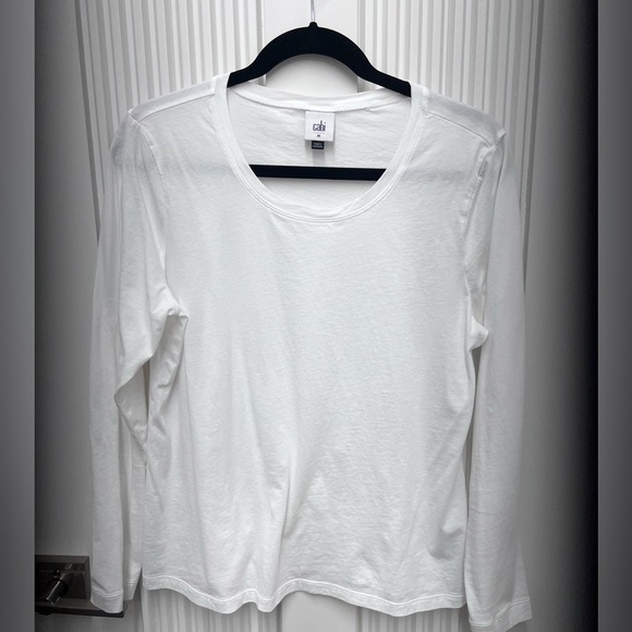 CAbi | Tops | Cabi Classic Tee | Poshmark